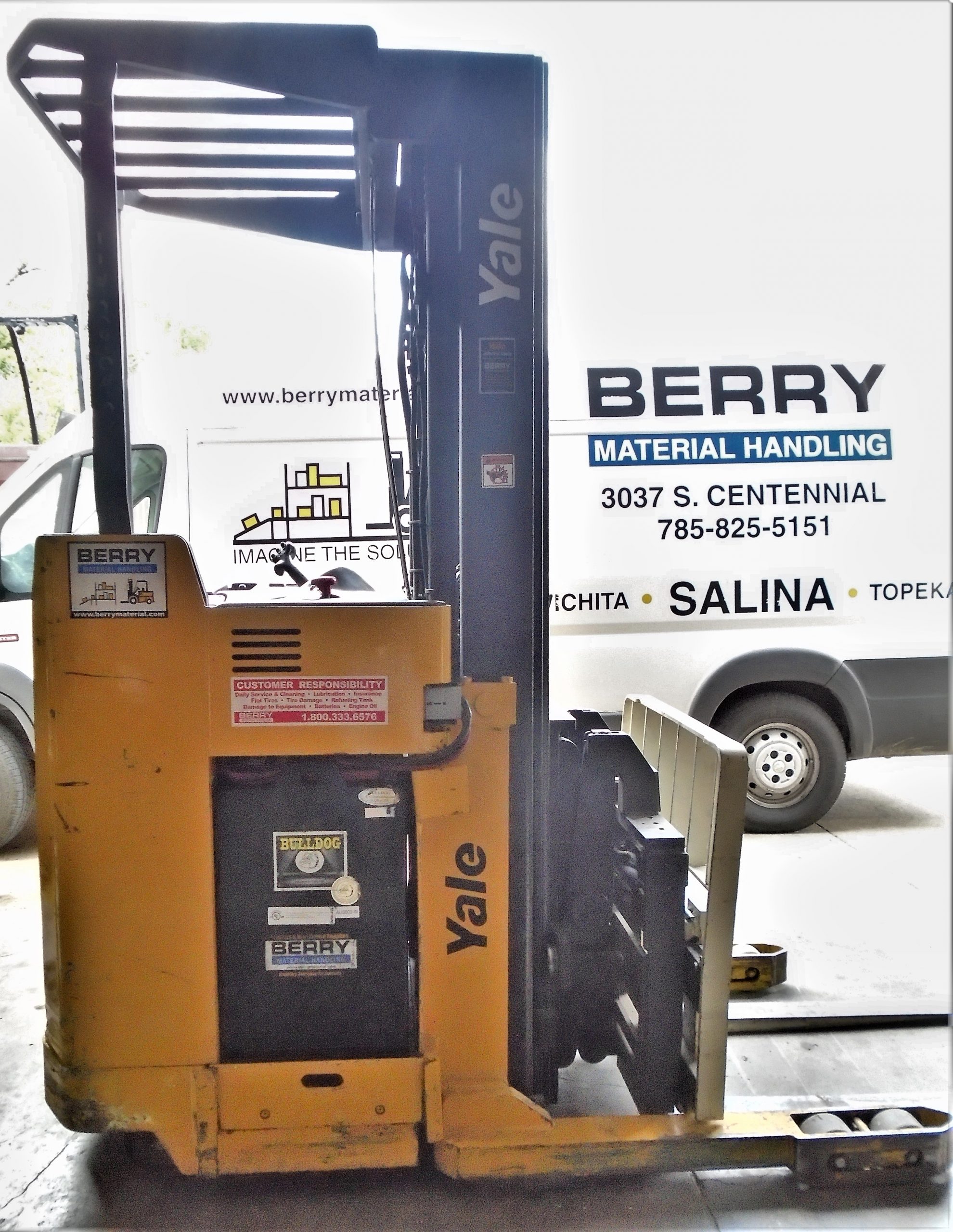 Berry Material Handling - New & Used Forklifts | Warehouse Supplies in KS