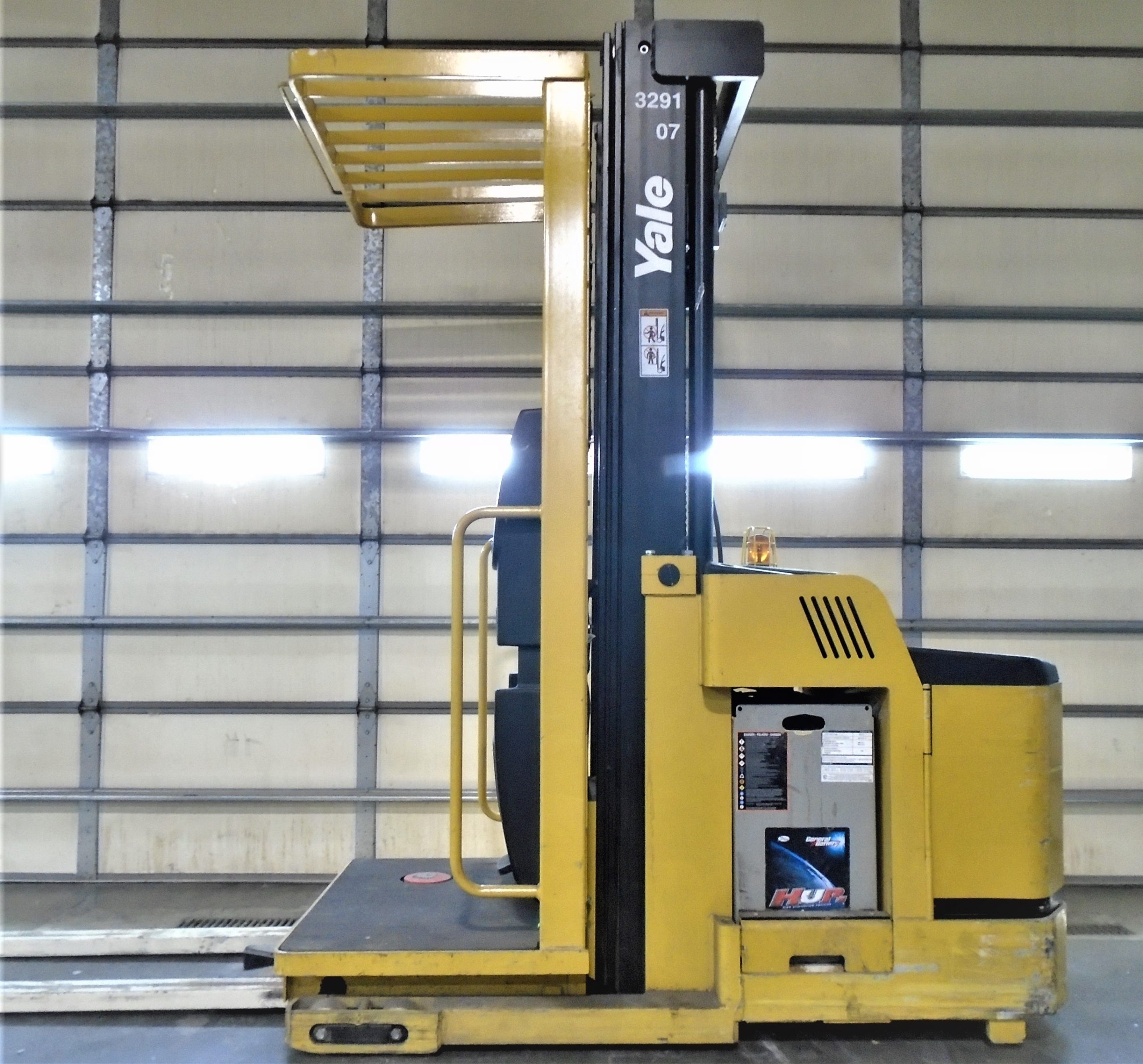 Berry Material Handling - New & Used Forklifts | Warehouse Supplies in KS