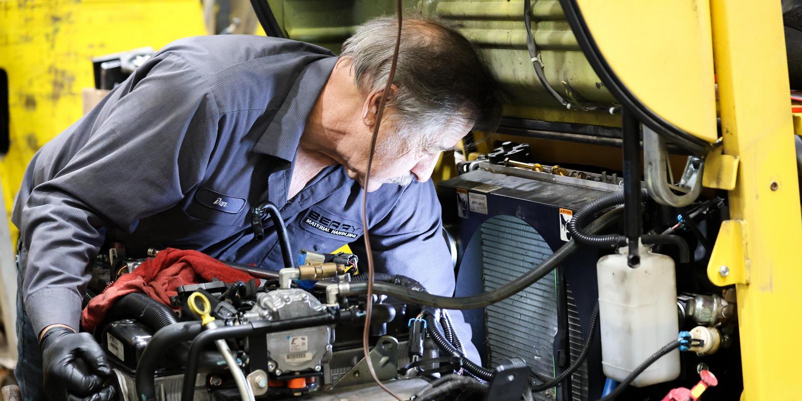 What Type of Forklift Oil Do You Need? - Berry Material Handling